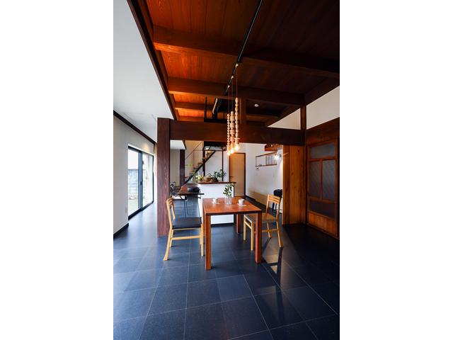 TOTO・DAIKEN・YKK AP 3社共同開催 「TDYリモデル（※）スマイル作品コンテスト2019」入賞作品決定 | ニュースリリース | 会社情報 | TOTO株式会社